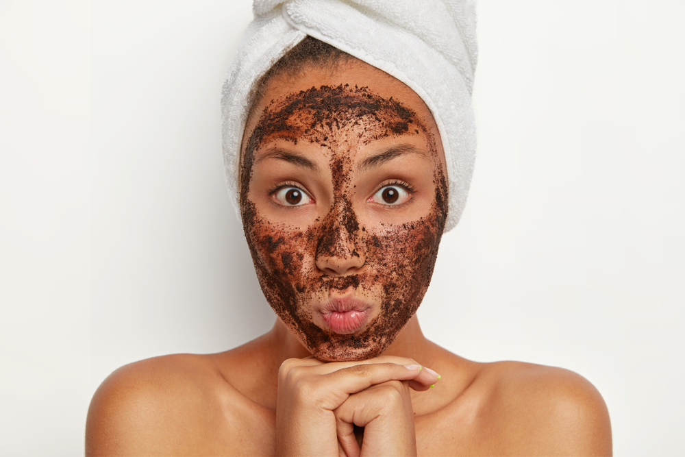 How to Exfoliate Your Face: Proven Methods and Tools